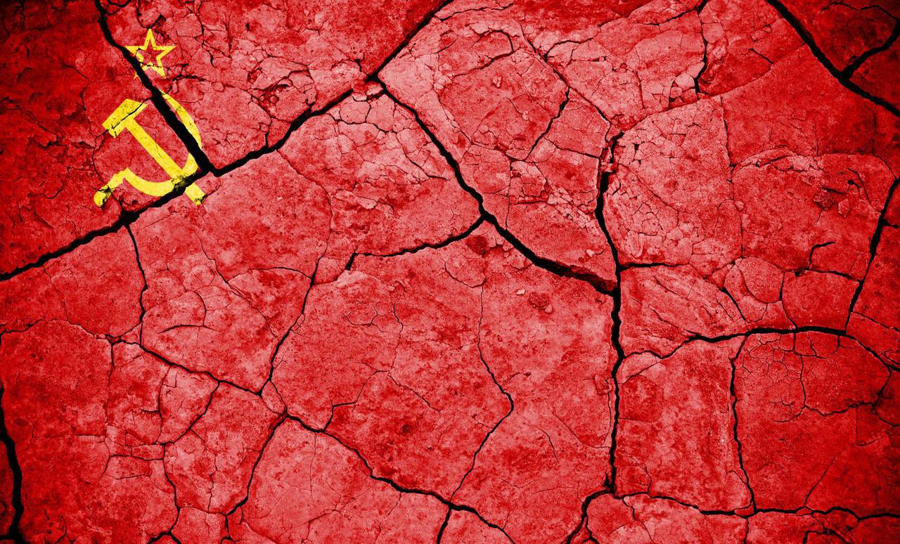 How to break the USSR