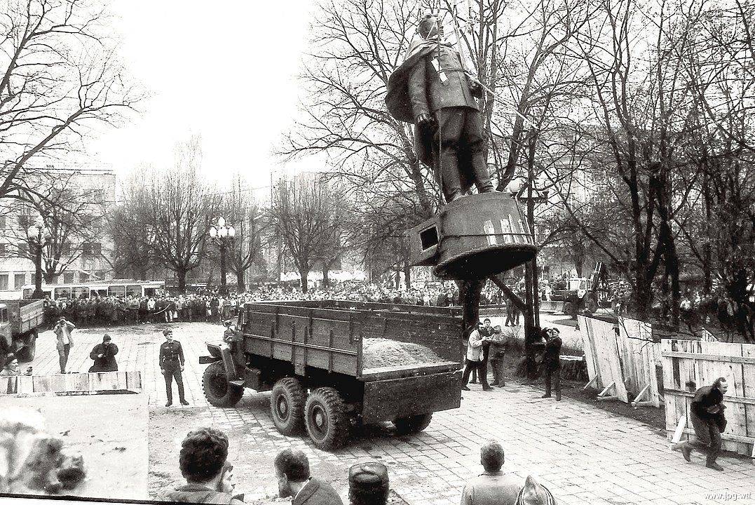 The history of one monument as an example for the near future