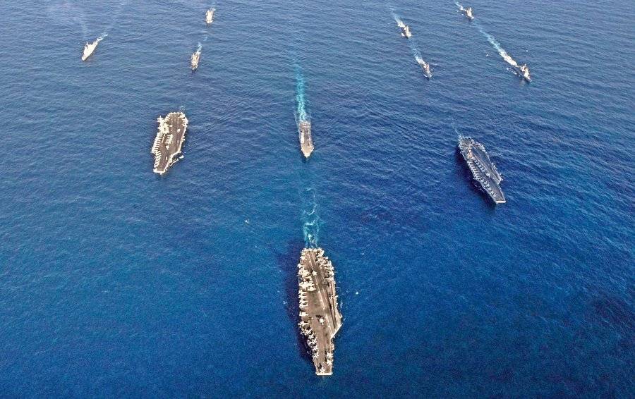 The American "Armada" is moving to the Korean Peninsula: spectacular shots