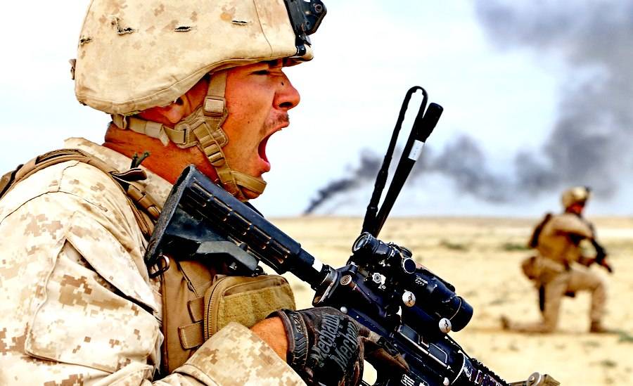 Alors que les marines américains avec des pertes énormes ont fui le Liban