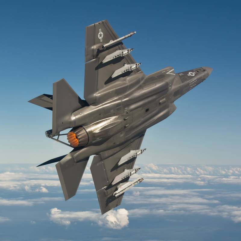  F 35 