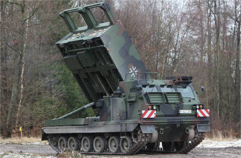 Britain following the US announced the supply of long-range MLRS M270 ...